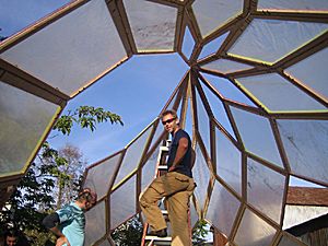 SimplyDifferently.org: Zome